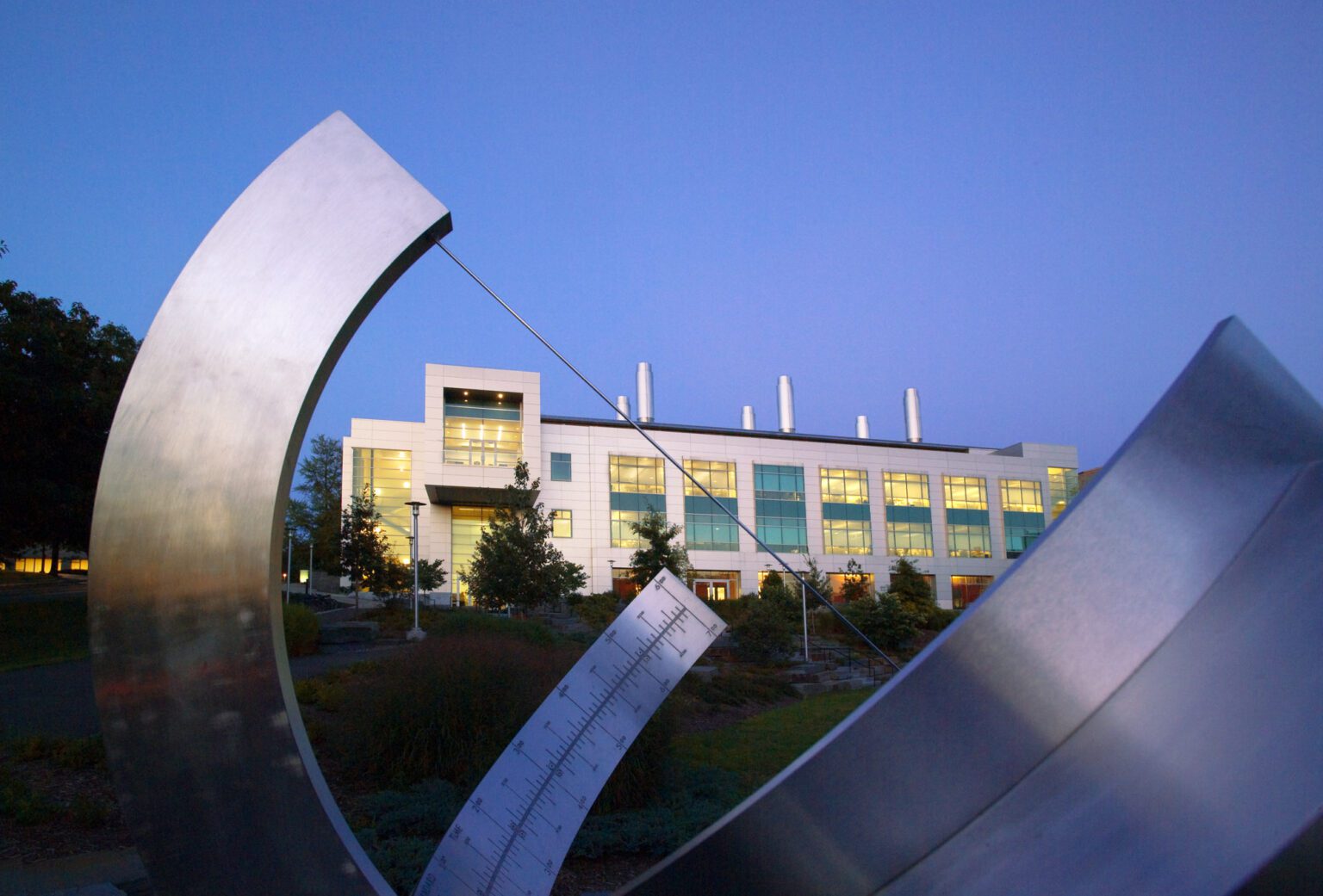 Joseph N. Pew, Jr. Sundial | Cornell Engineering